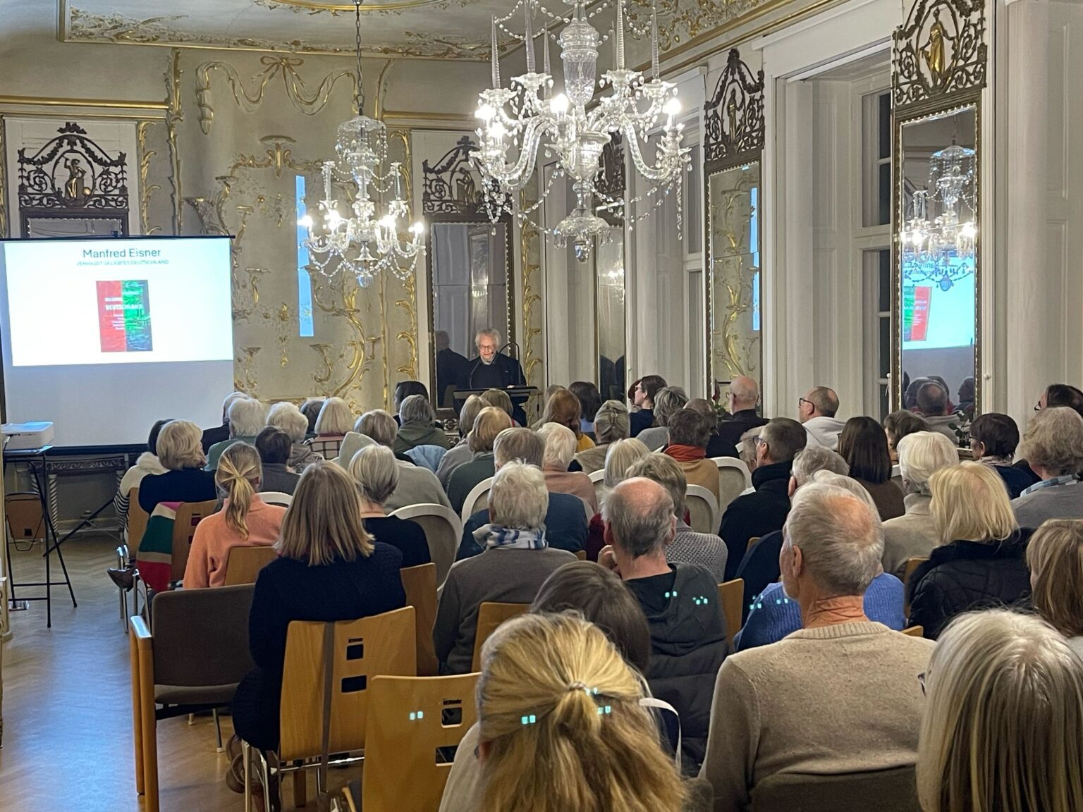Februar Nachlese: Manfred Eisner war zu Gast im Spiegelsaal - Leselust e.V.